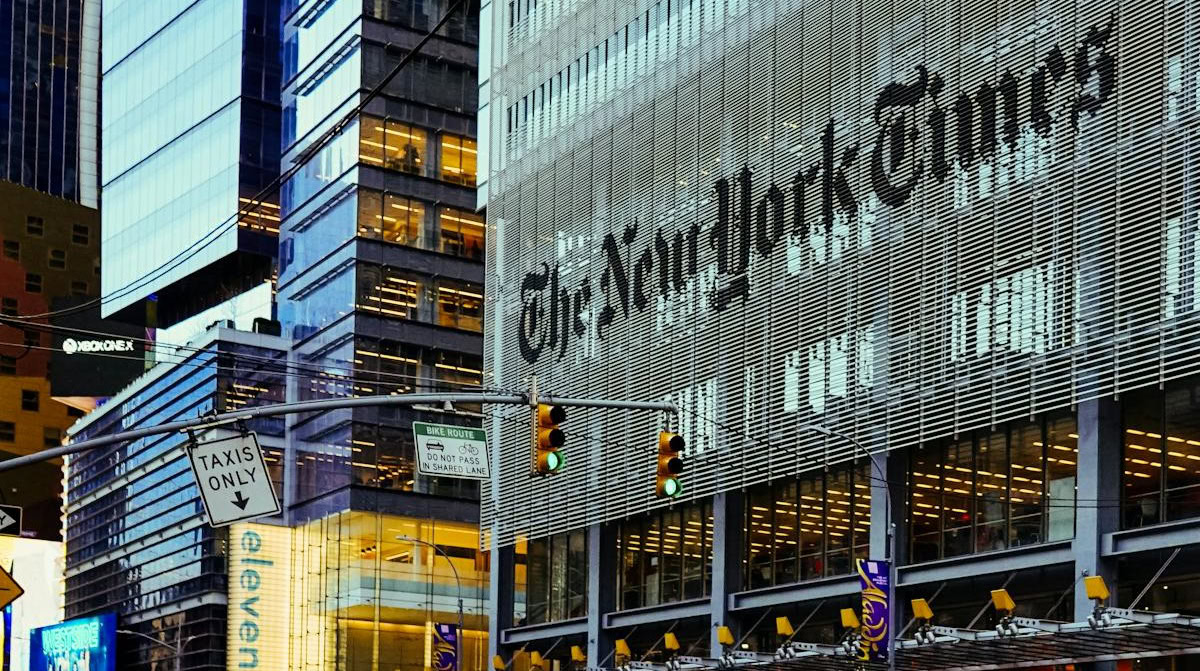 La IA de Amazon para entrenar en el contenido del New York Times en la ...